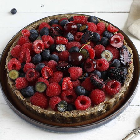 Recette Yuka - Tarte crue façon panna cotta, et fruits rouges